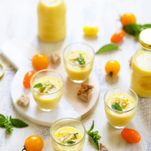 Gaspacho vert avocat courgette et tomate - Recette légère et ...