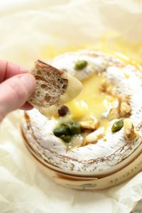Camembert rôti au four - Un déjeuner de soleil