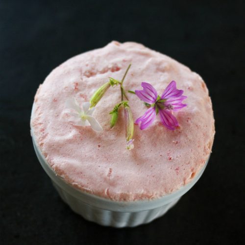 Sorbet aux fruits rouges et blancs d'oeuf - Recette de glace sans ...