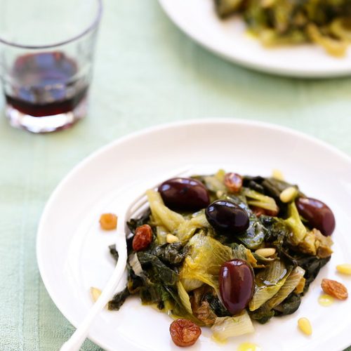 Que faire avec de la scarole ? Cinq recettes italiennes - Recettes ...
