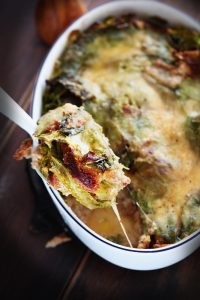 Gratin de chou, fromage et pain - Recette italienne pas chère - Un déjeuner de soleil