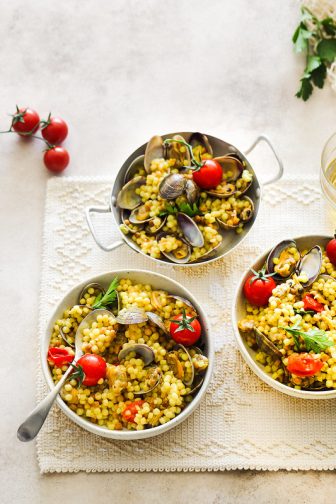 Fregola aux vongole - Recette italienne Sardaigne - Un déjeuner de soleil